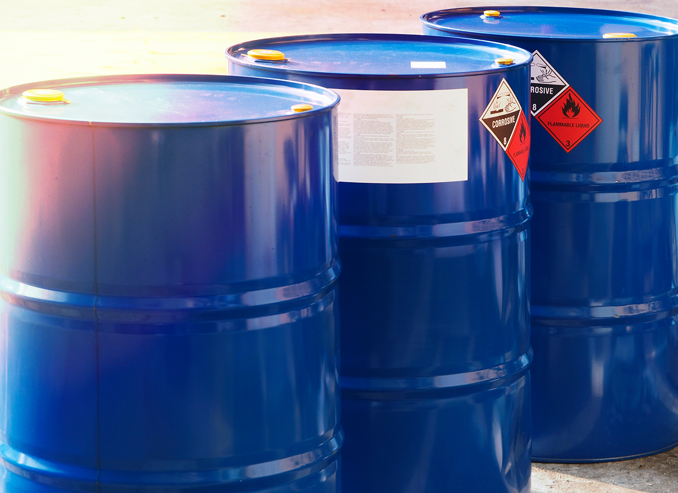 Chemicals do's and don'ts: how to dispose of them safely | REMONDIS Online